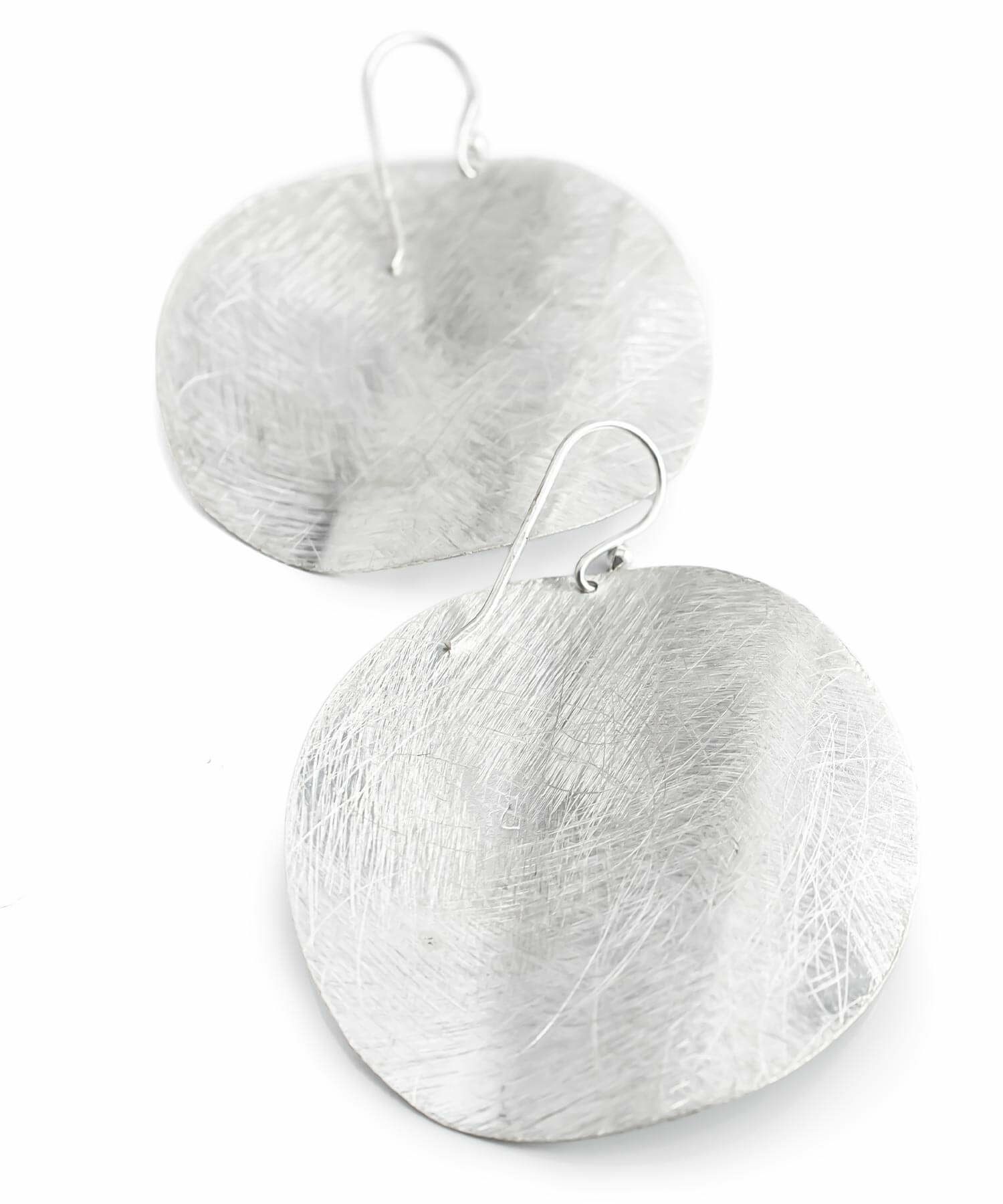 Silver925 Round Disk Hang Earrings ARGENTA -アルジェンタ- | Ops.(オプス)公式ストア