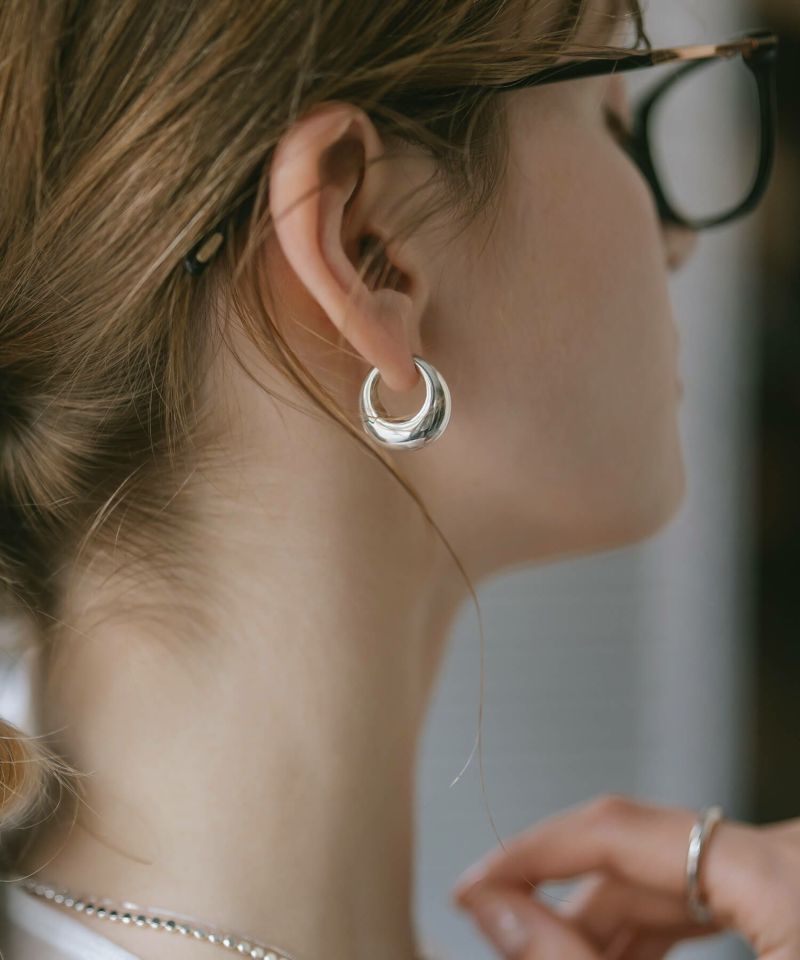 Silver925 Plump Hoop Earrings CAPALLE -カパレ- | Ops.(オプス)公式ストア